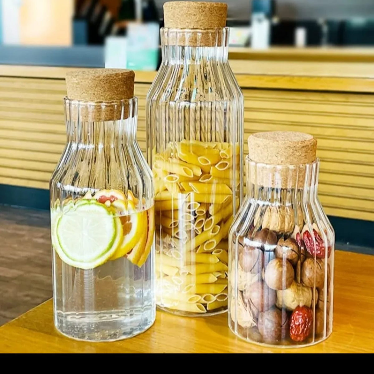 Modern Household Borosilicate Glass Storage Jar with Acacia wooden cor ...
